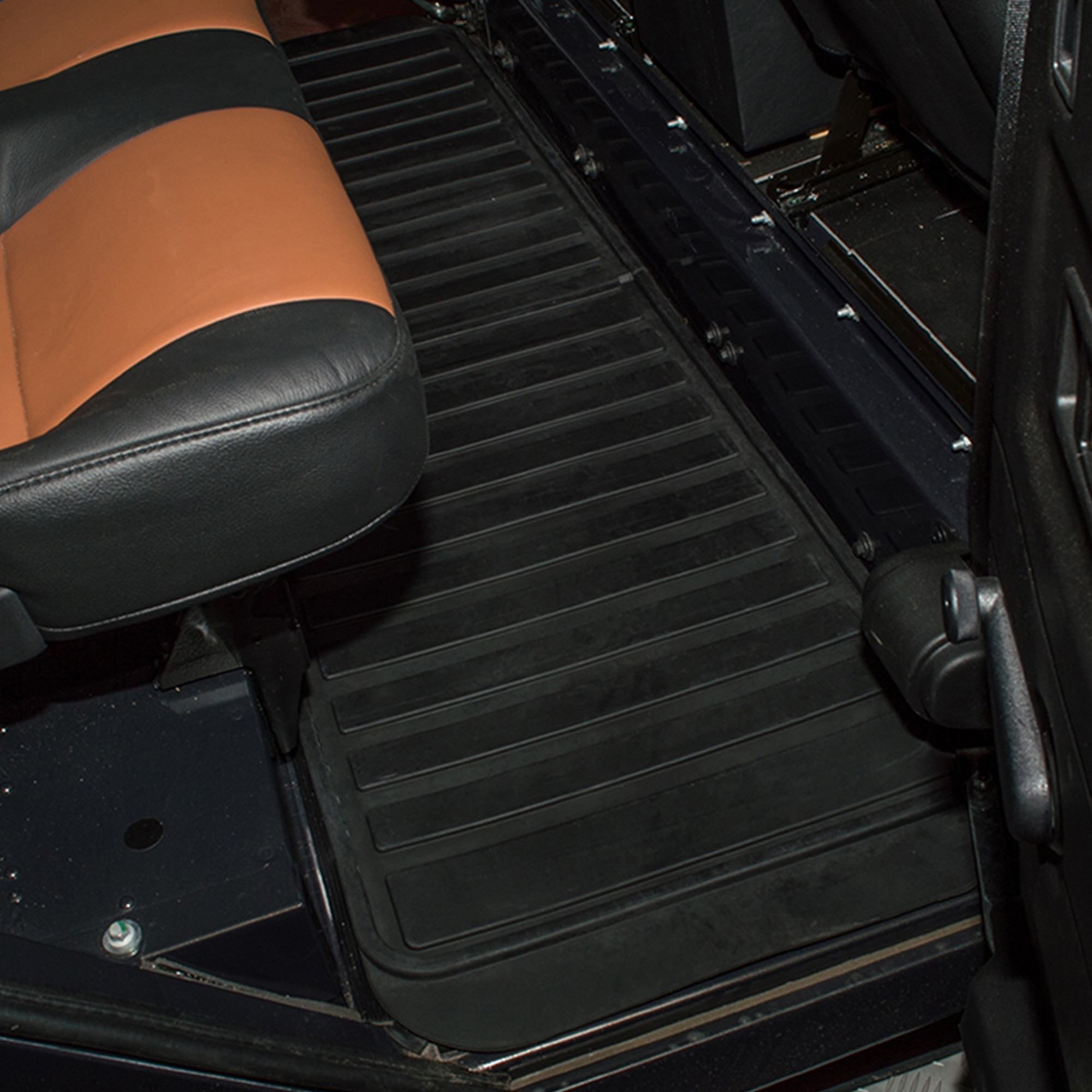 MTC8294 - Loadspace Mat Ribbed Rubber for Defender 90 1250 x 920 x 3mm