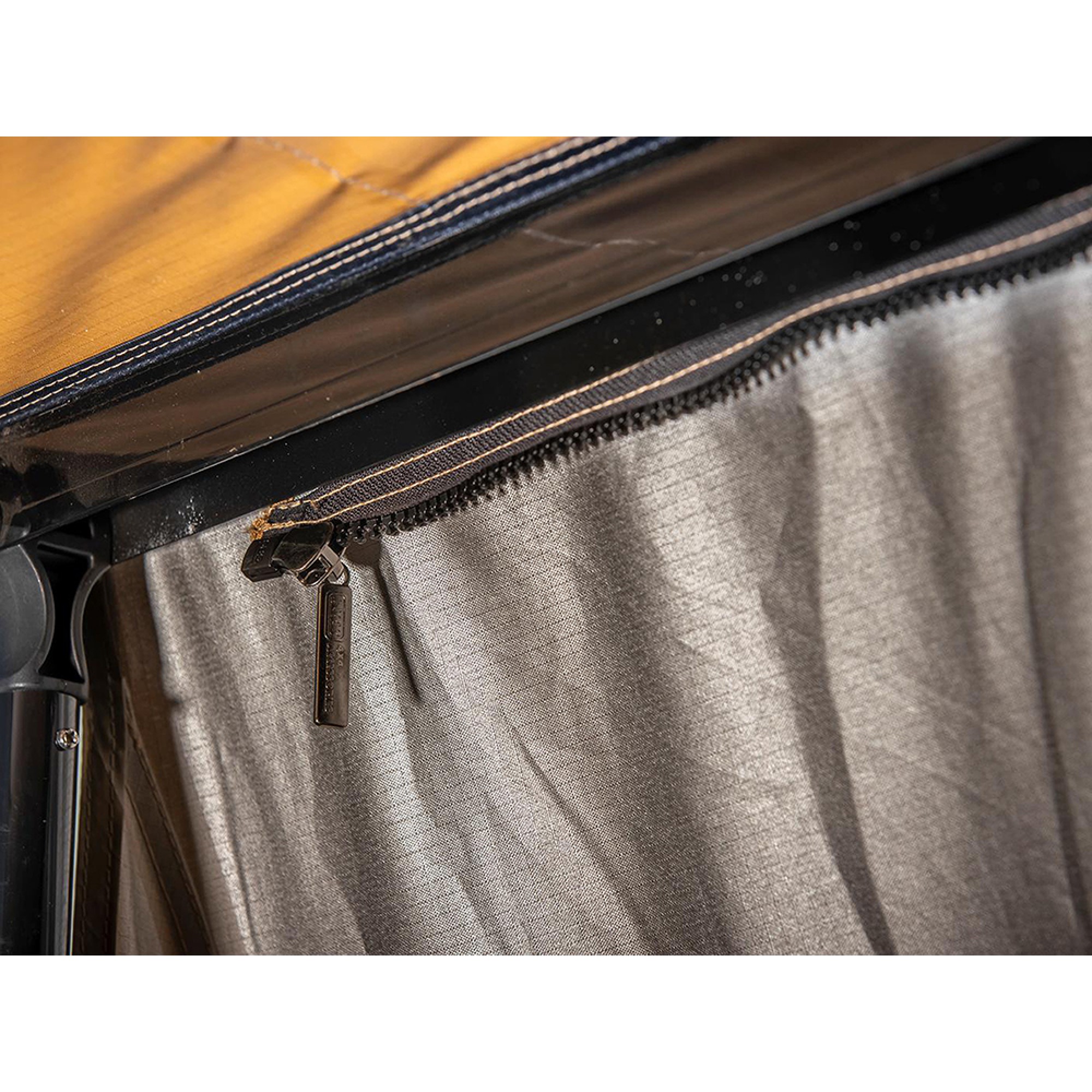 813209 - ARB Deluxe Awning Alcove (Suits 2.0M ARB Awnings)