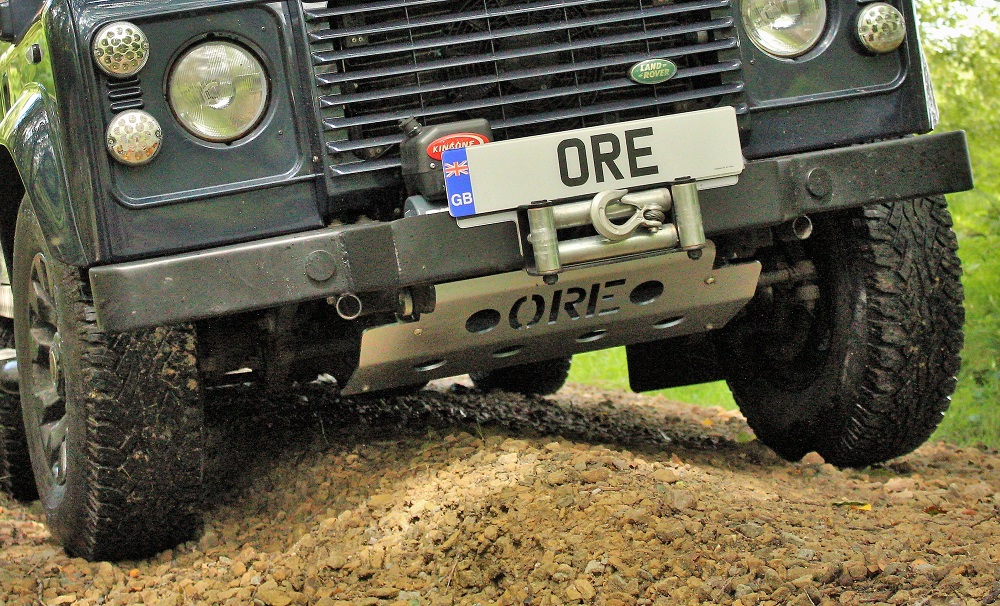 Make the Most of the Countryside with Land Rover Defender Accessories ...